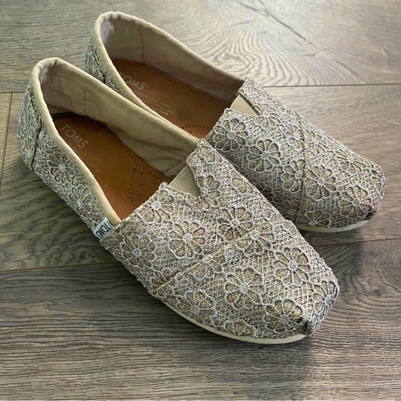 Toms | Shoes | Toms Floral Crochet Gold Glitter Girls Slip On Shoes ...